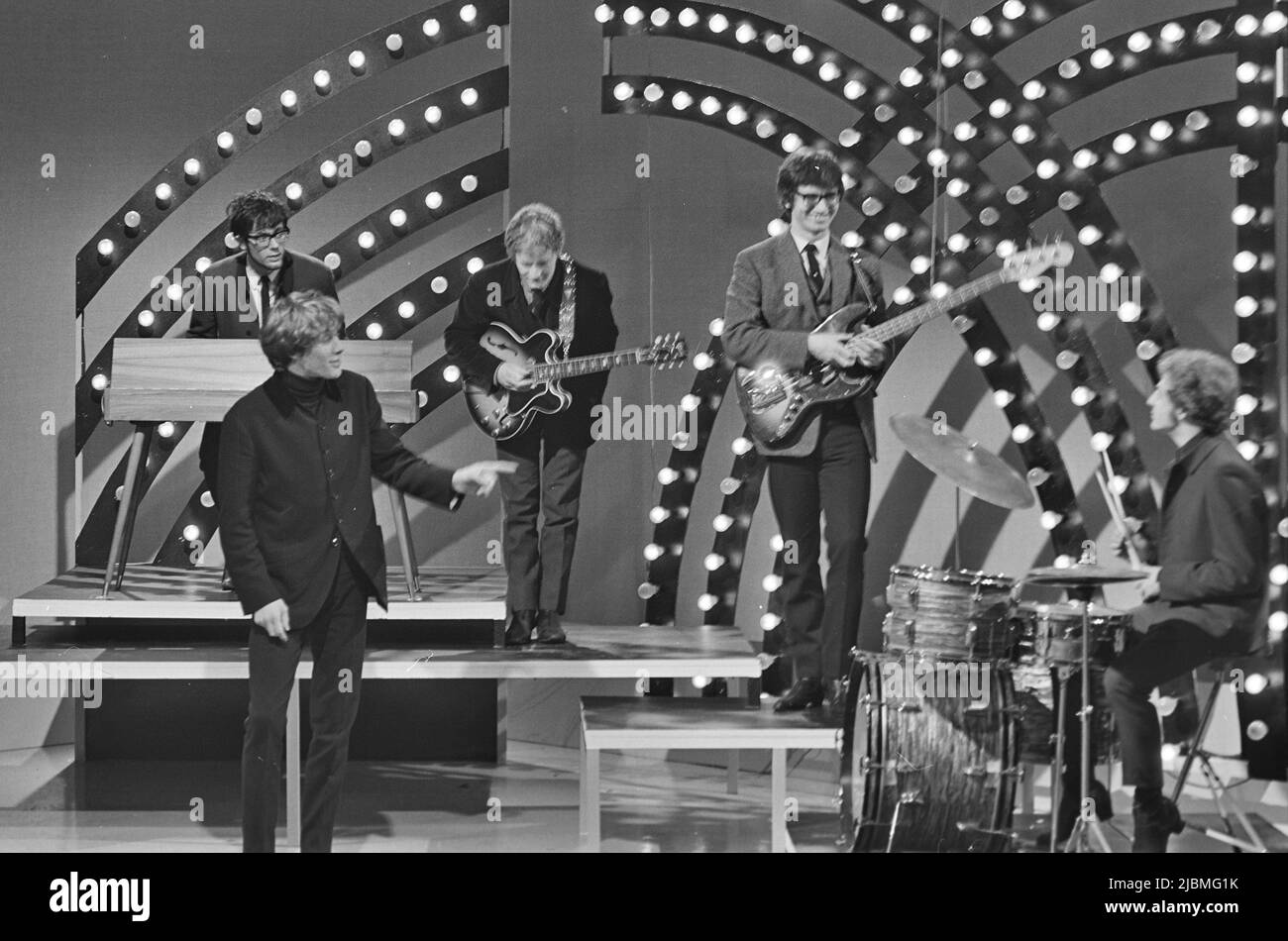 Manfred mann uk pop group hi-res stock photography and images - Alamy