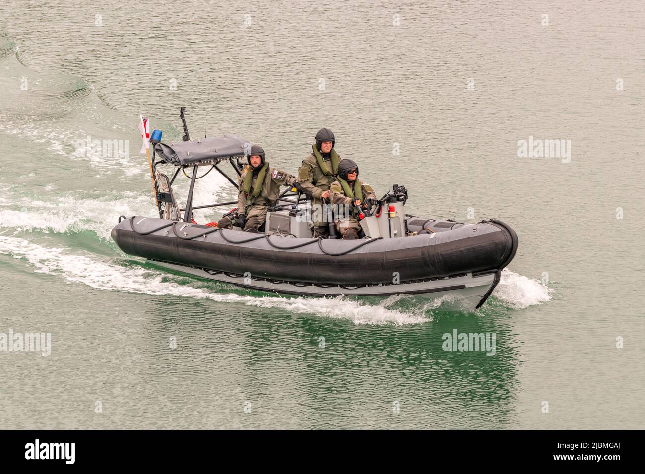 Migrants crossing the channel hi-res stock photography and images - Alamy