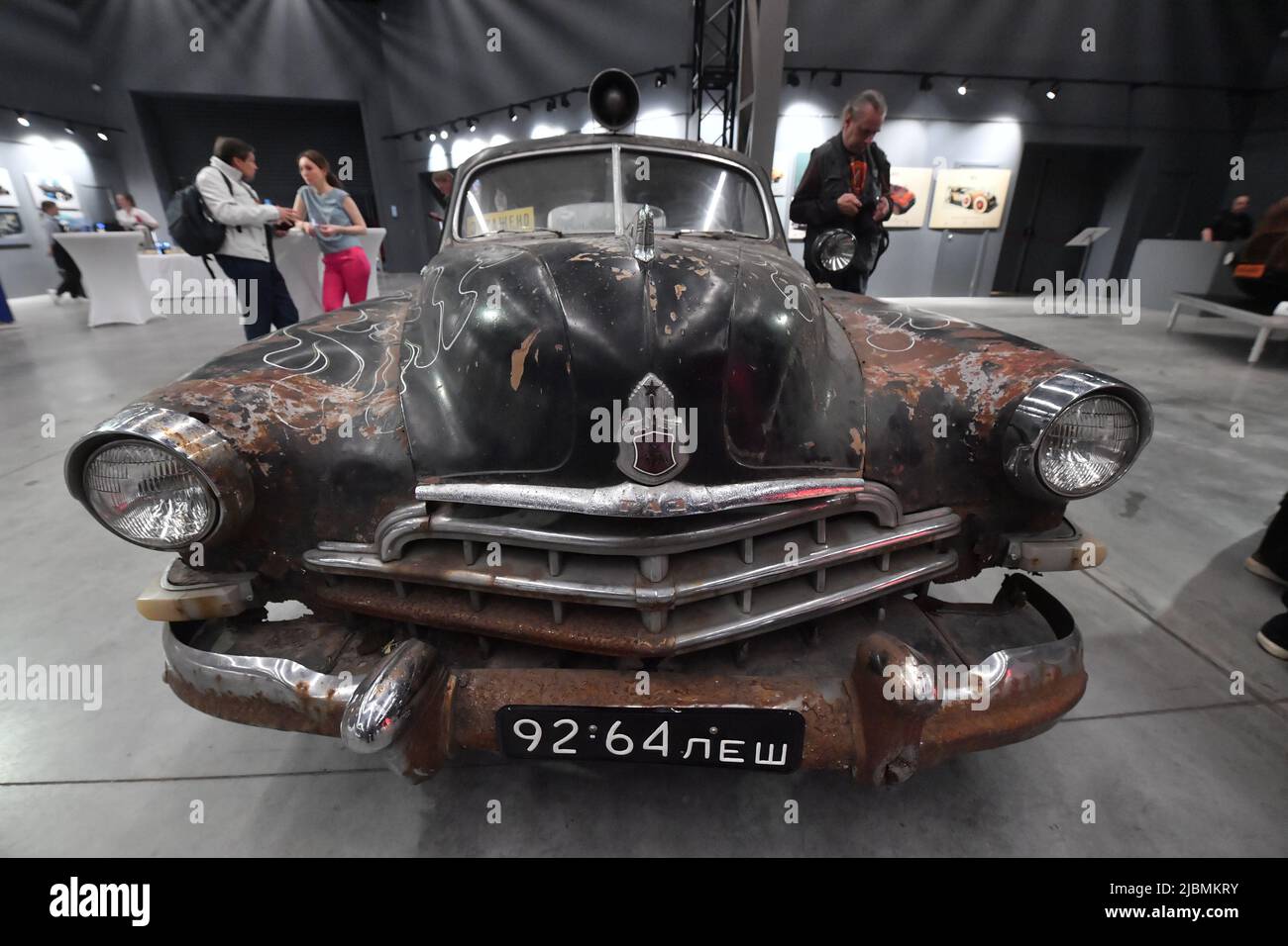 Moscow. The GAZ car - 12 WINTERS in Raggare style on a vystavke ...