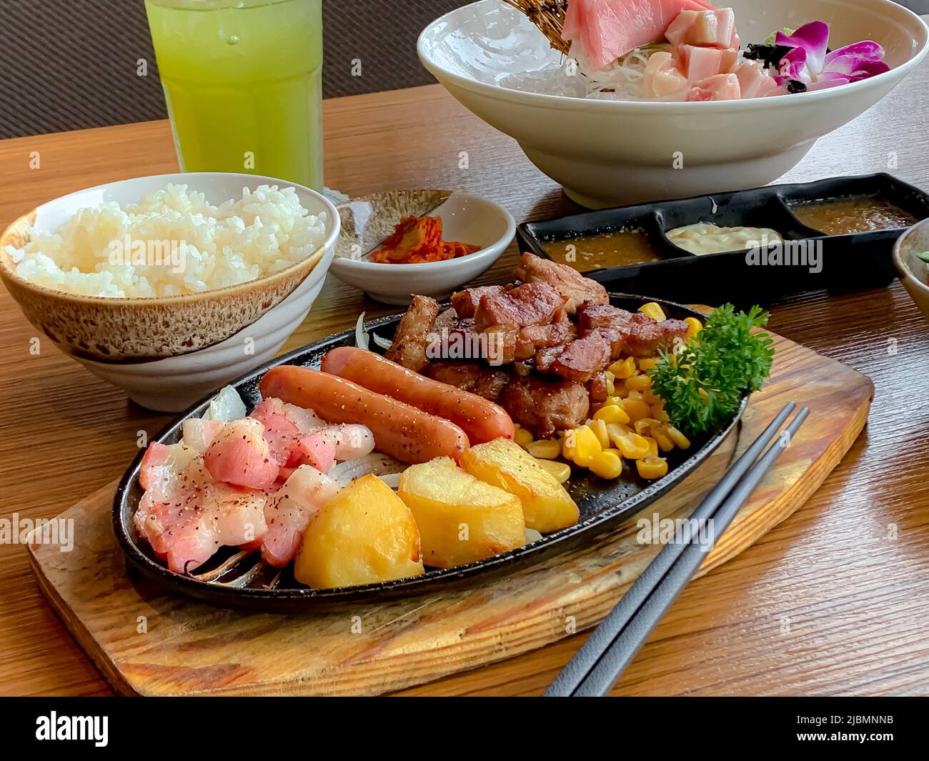 Various menus, sushi, sashimi, nigiri, pan fried pork and miso soup ...