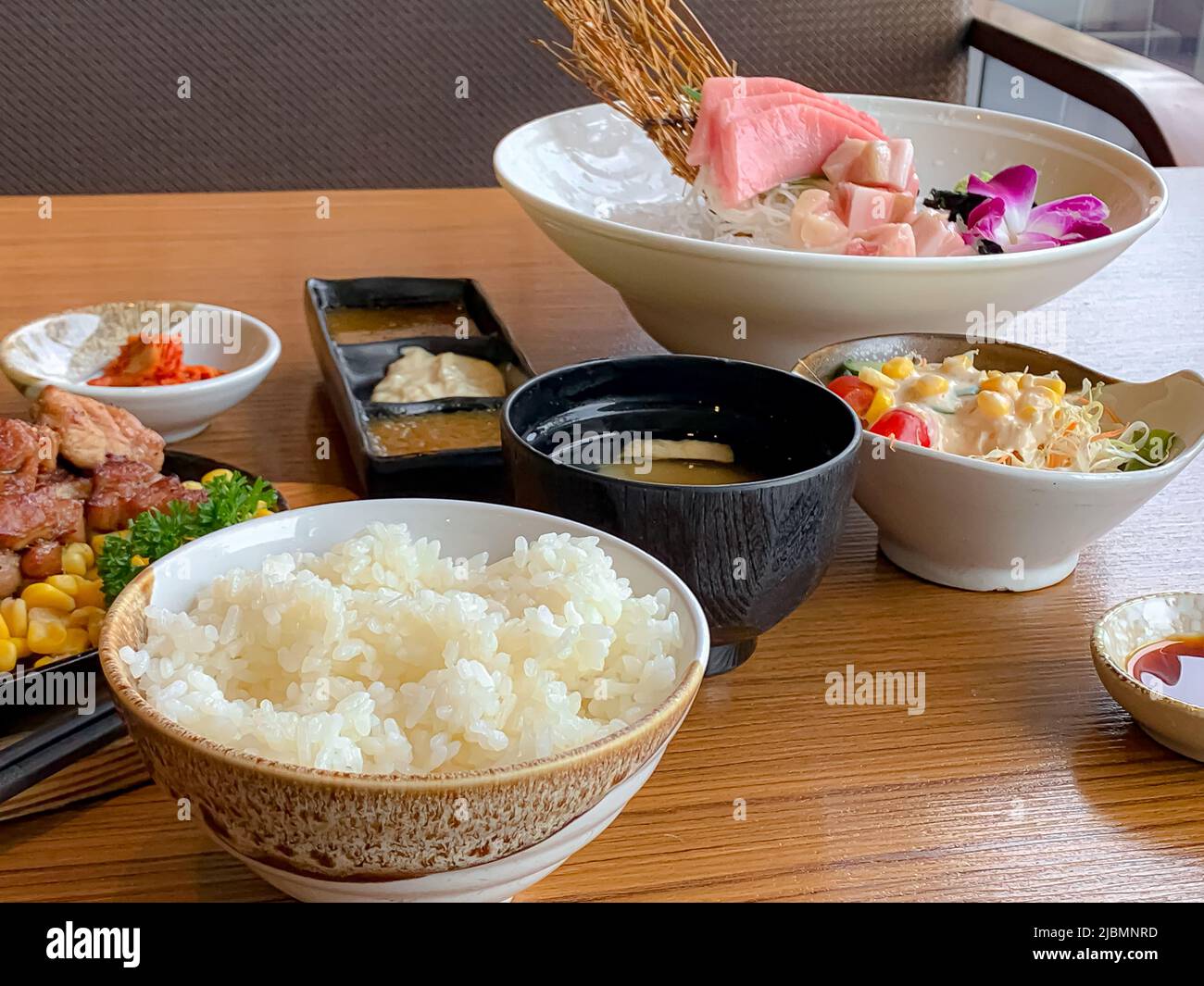 Various menus, sushi, sashimi, nigiri, pan fried pork and miso soup ...