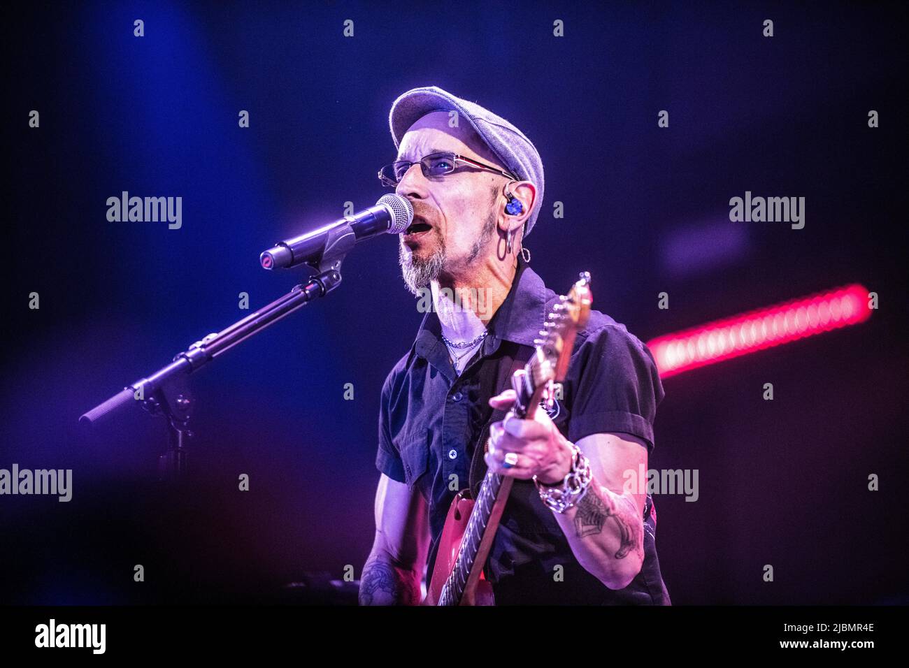 Cadaver band hi-res stock photography and images - Alamy