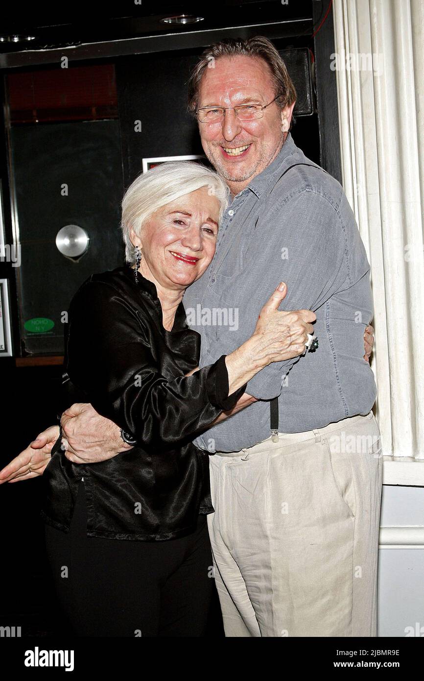 New York, NY, USA. 28 April, 2009. Olympia Dukakis, director, Mark Wing ...
