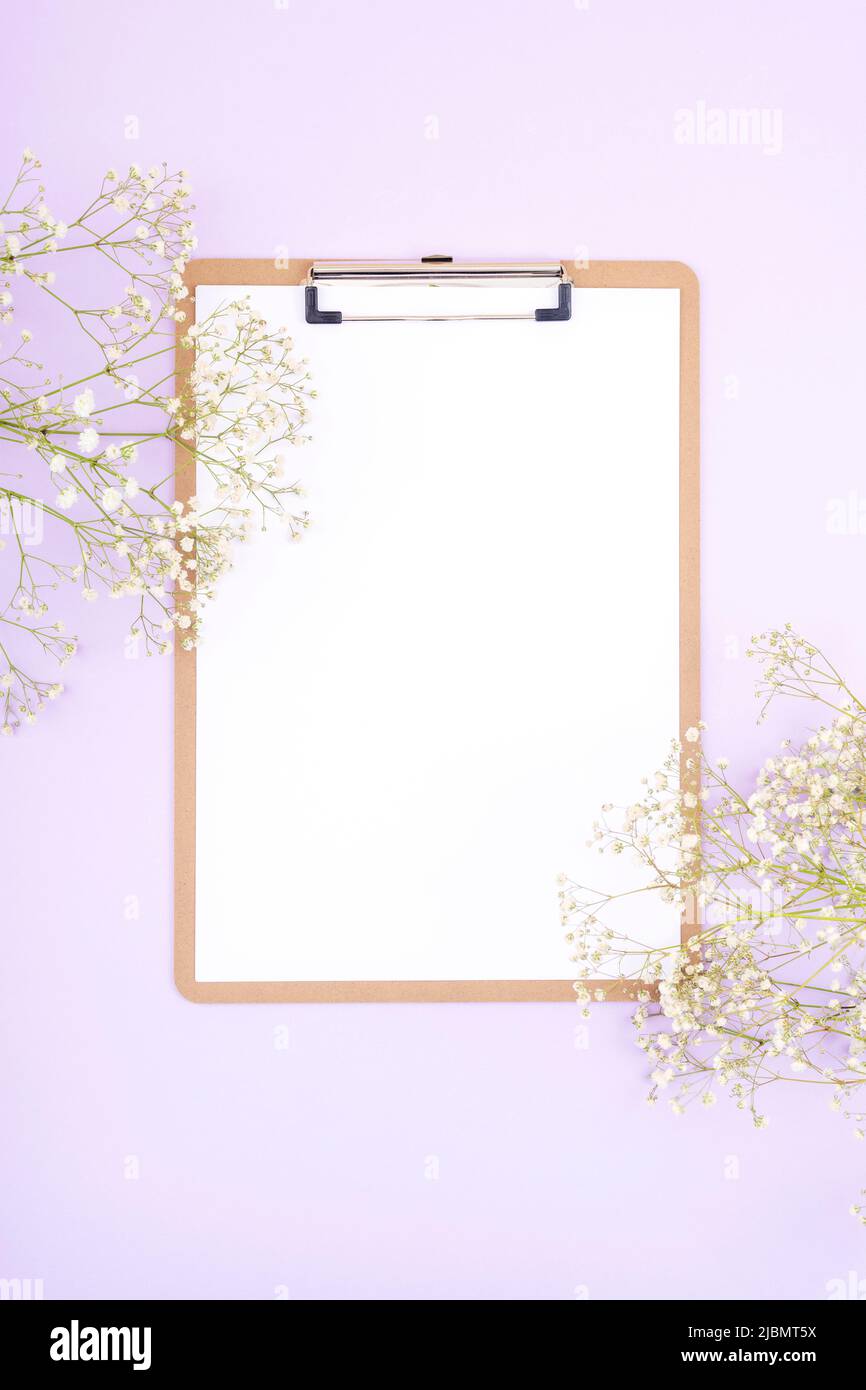 Purple clipboard hi-res stock photography and images - Alamy