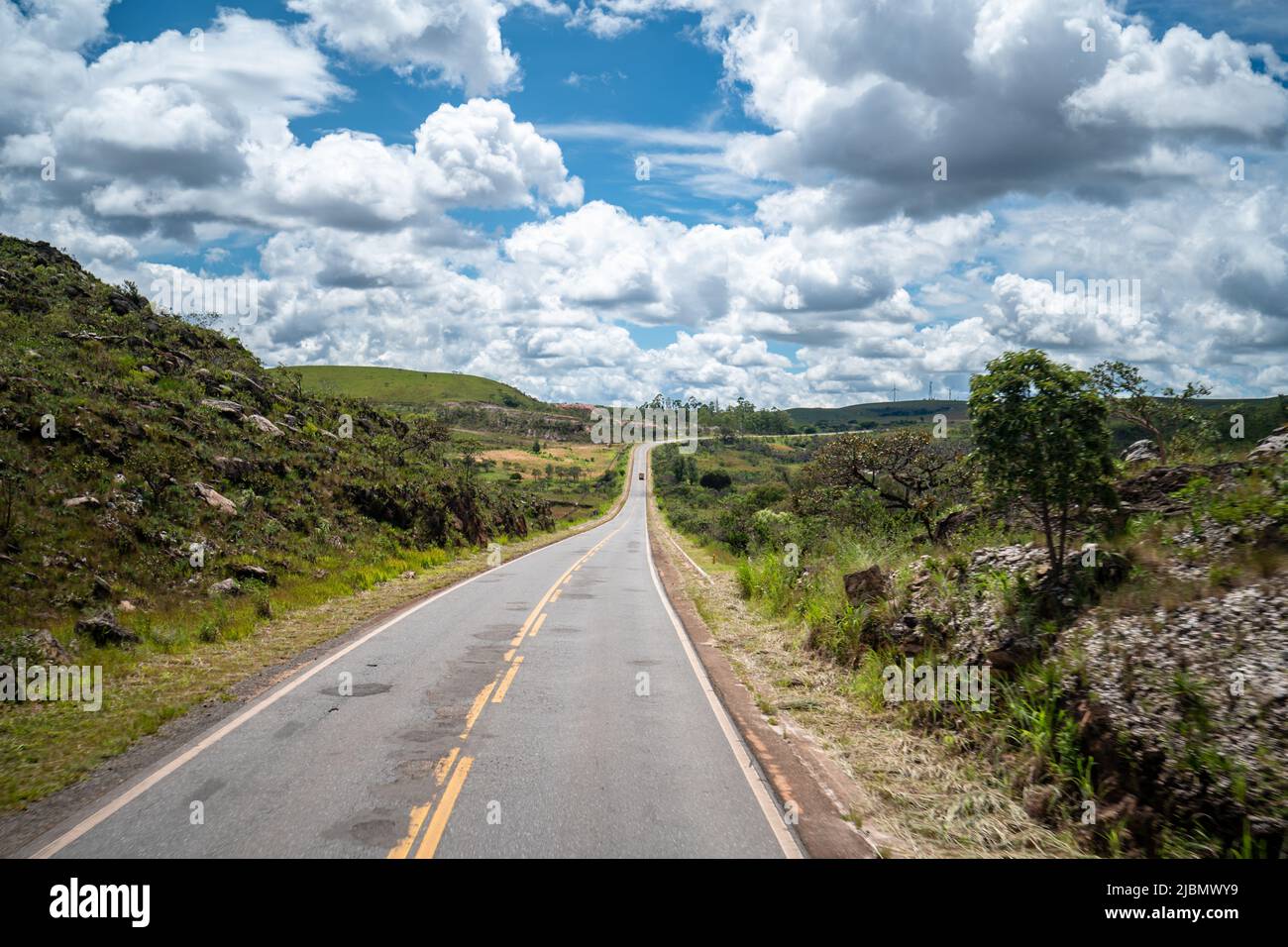 open asphalt road in natural mountain landscape Stock Photo - Alamy