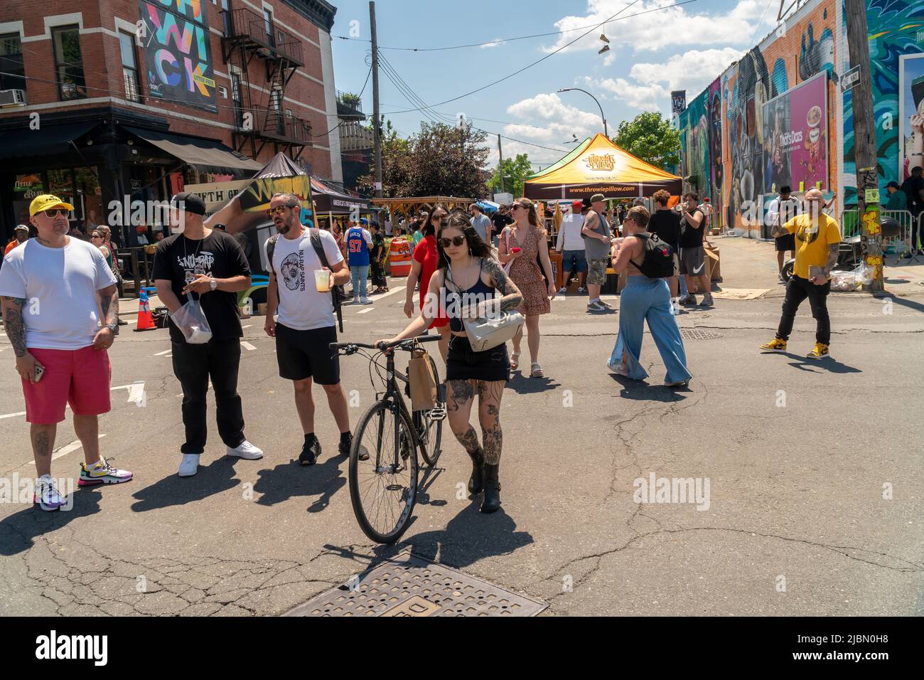 Thousands pour into Bushwick, Brooklyn in New York for the annual ...