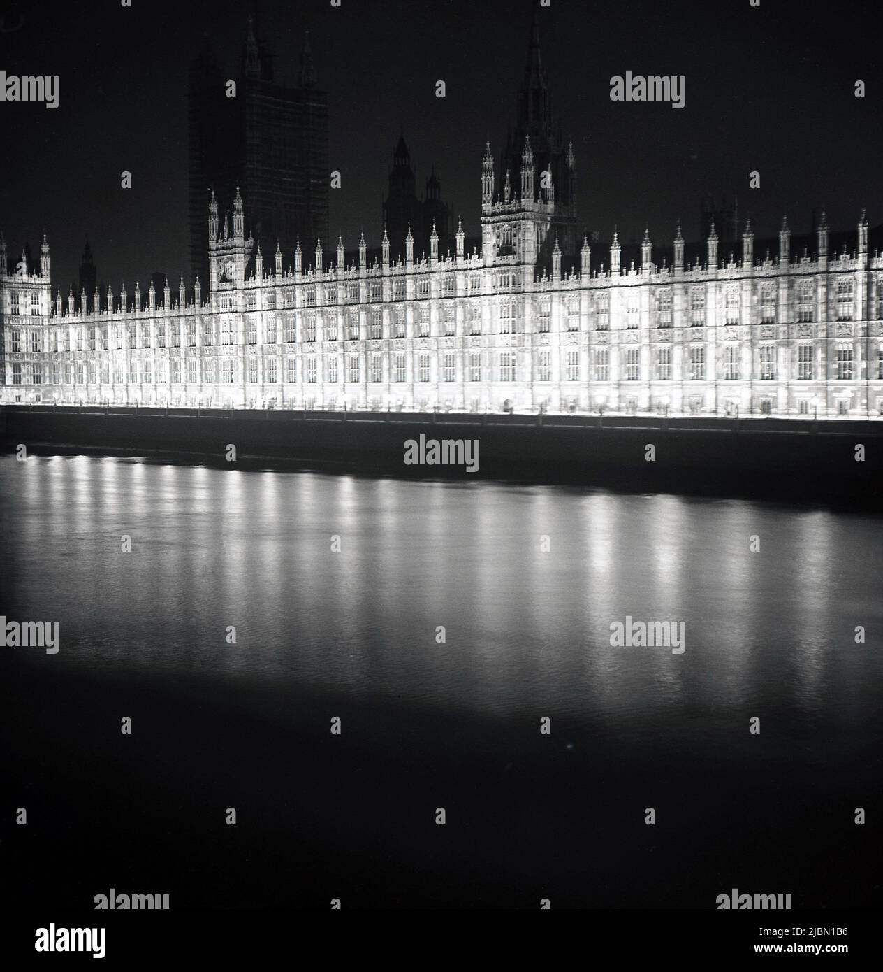 1950s london night england hi-res stock photography and images - Alamy