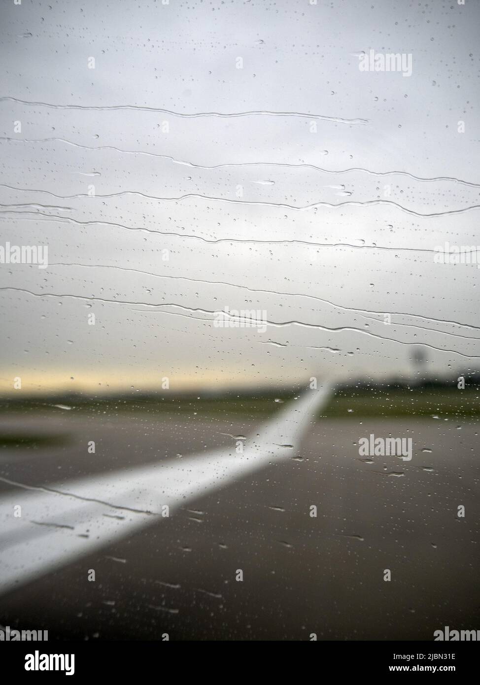 rain drops on airplane window detail Stock Photo - Alamy