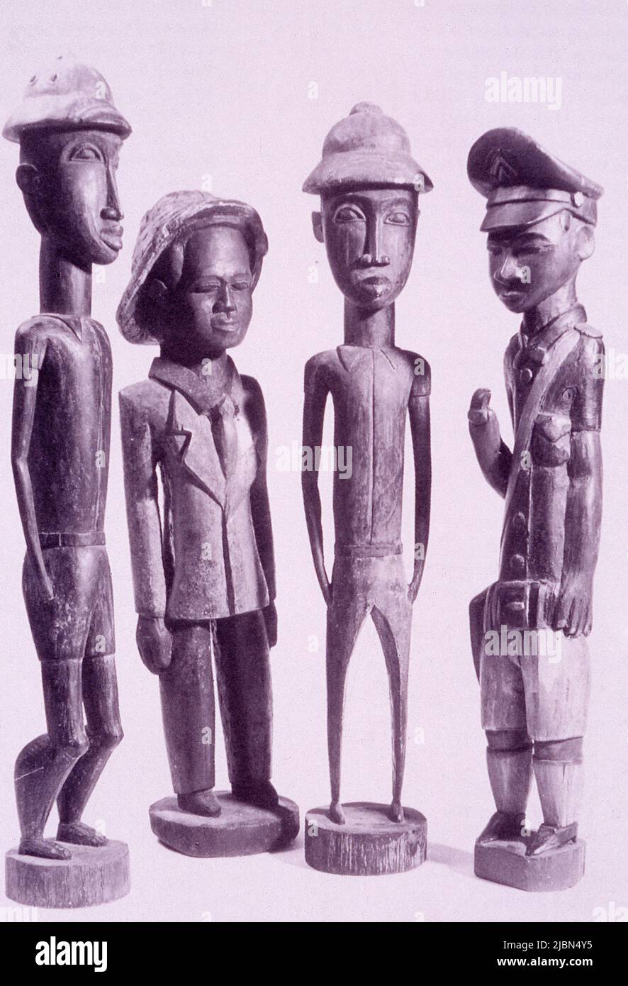 1900s statues hi-res stock photography and images - Alamy