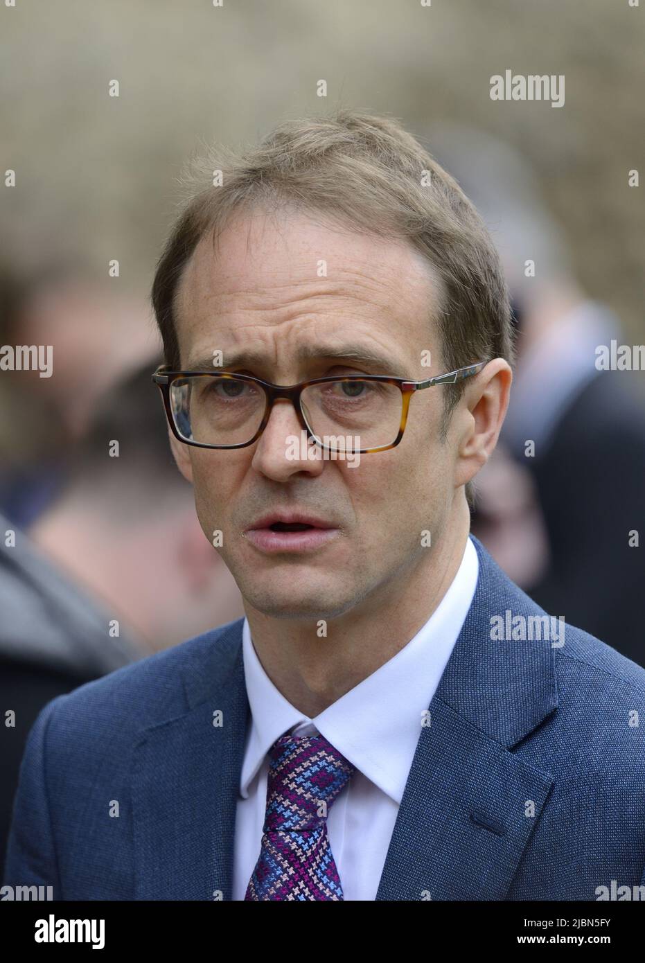 Bbc political editor hi-res stock photography and images - Alamy