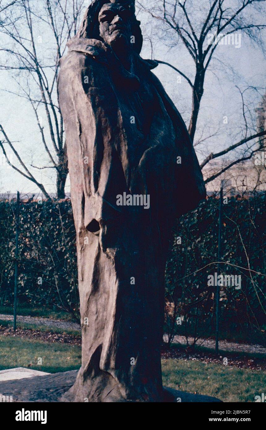 Balzac, sculpture by French artist Auguste Rodin, 1897 Stock Photo - Alamy