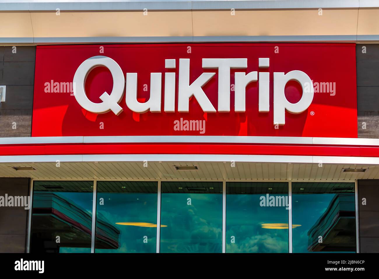 Quick Trip Logo