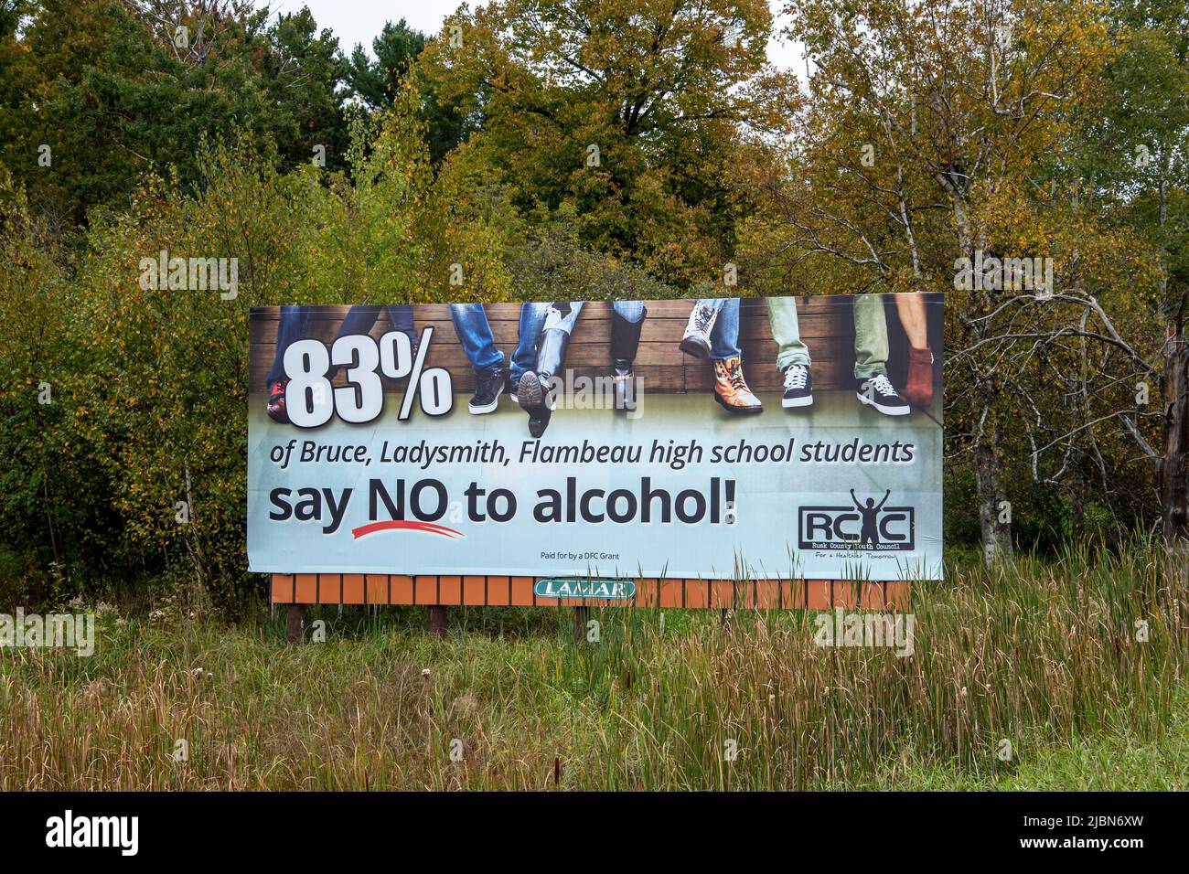Sandstone, Minnesota. Anti-teenage drinking sign Stock Photo - Alamy