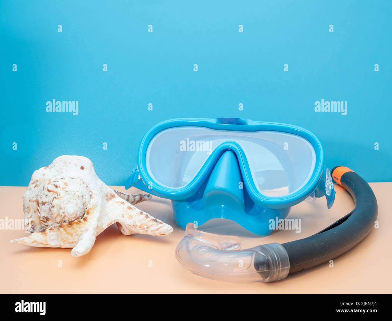 Diving mask. Seaside concept. Journey to the sea Stock Photo - Alamy