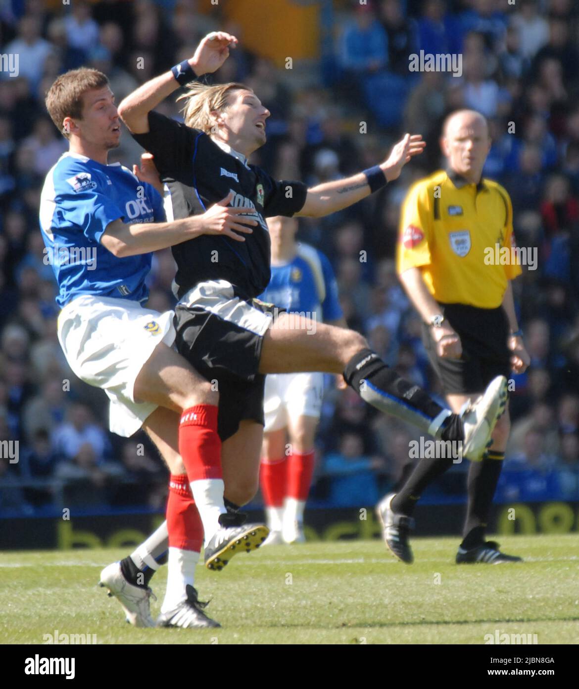 PORTSMOUTH V BLACKBURN MIDFIELD BATTLERS ROBBIE SAVAGE AND GARY O'NEIL ...