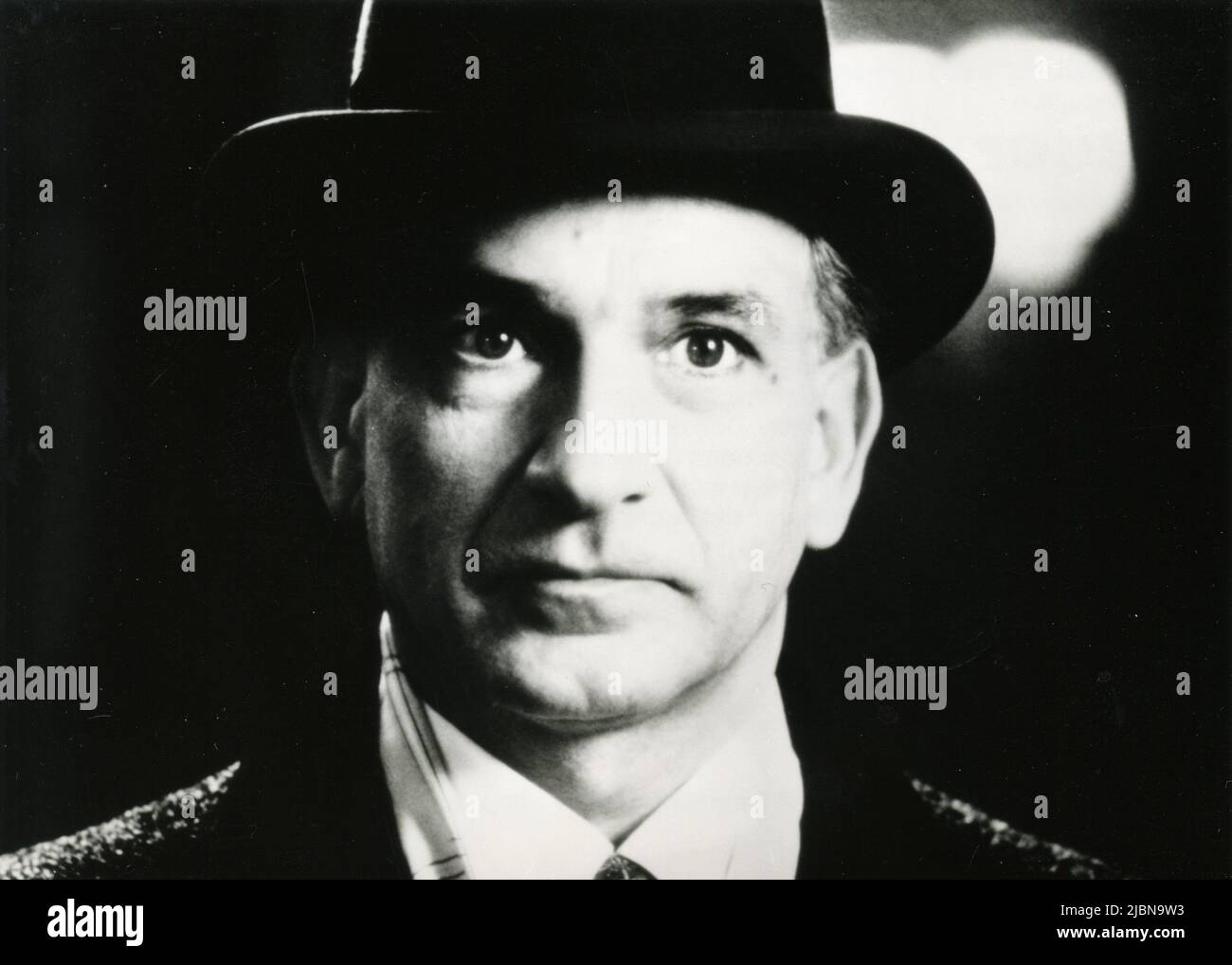 Bugsy 1991 ben kingsley hi-res stock photography and images - Alamy
