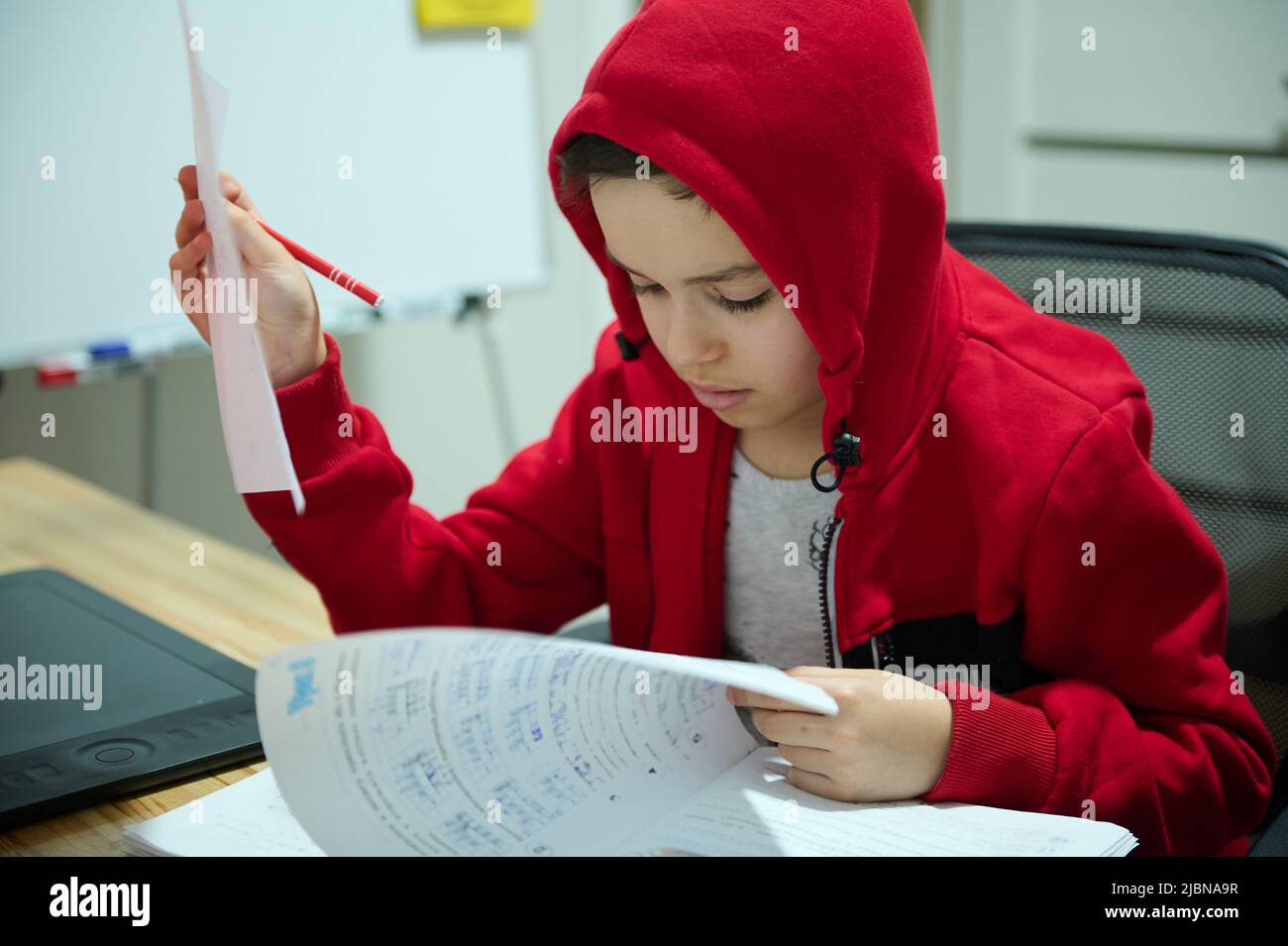 Maths problem solving hi-res stock photography and images - Alamy Maths problem solving hi-res stock photography and images - Alamy