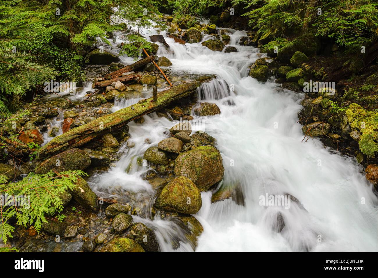 Cascade over boulders hi-res stock photography and images - Alamy