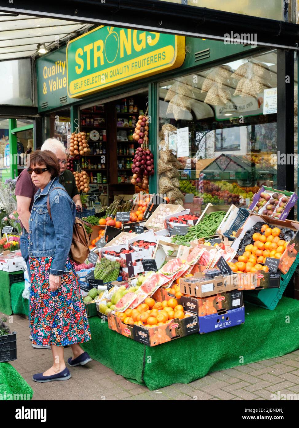 Two pensioners shopping for groceries Lytham Stock Photo - Alamy
