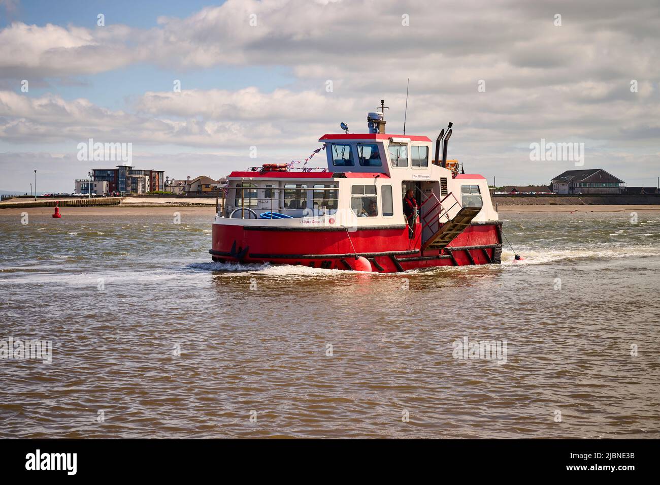 Wyre estuary ferry sailing from Knott End to Fleetwood Stock Photo - Alamy