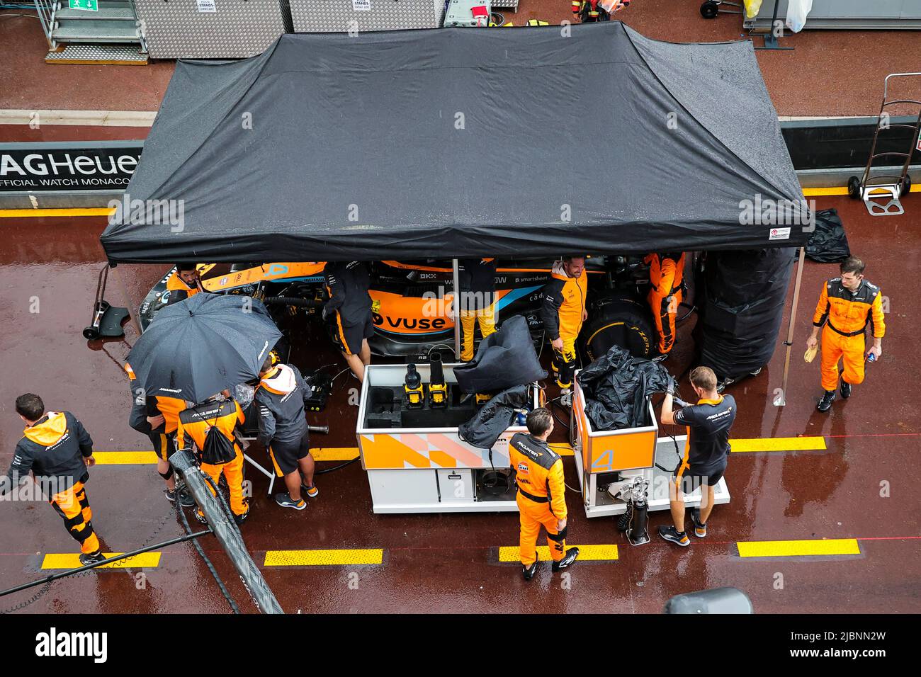 Monte-Carlo, Monaco. 29th May, 2022. Pit lane during red flag, F1 Grand ...