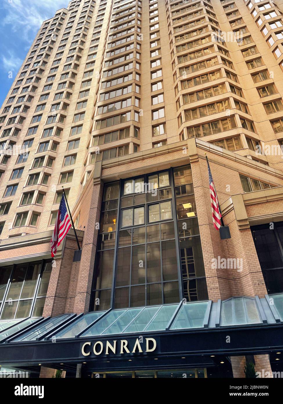 Conrad new york midtown hotel hi-res stock photography and images - Alamy
