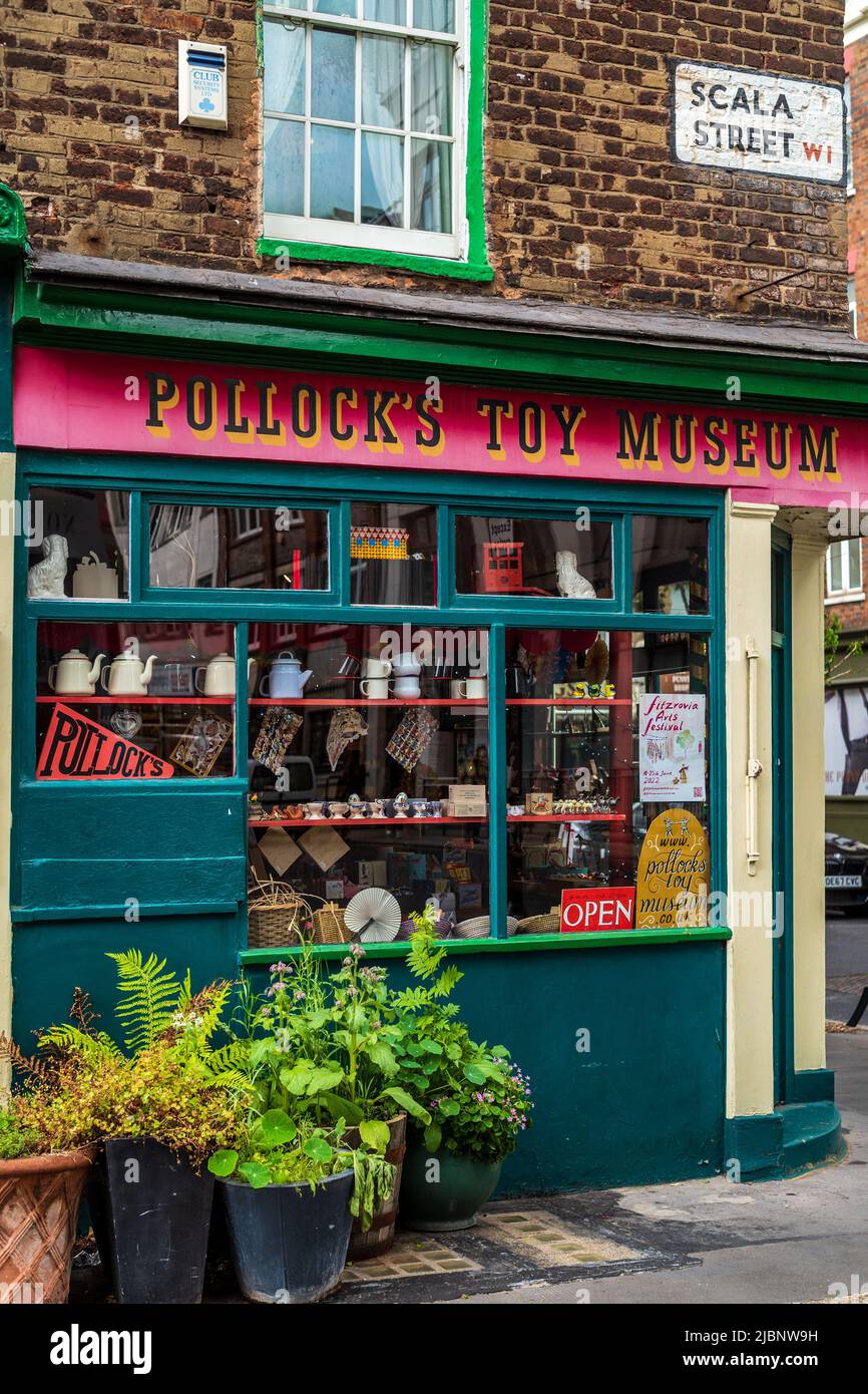 Pollocks scala street london hi-res stock photography and images - Alamy