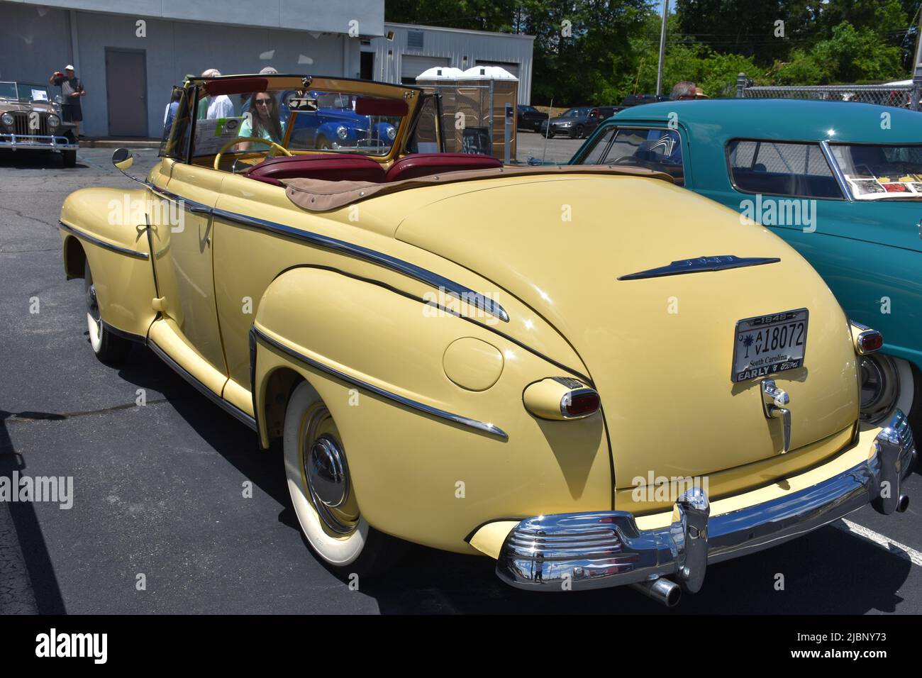 1948 ford convertible hi-res stock photography and images - Alamy