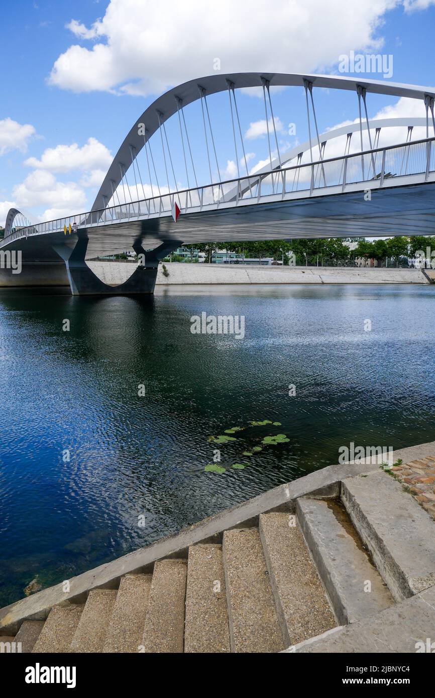 Schuman bridge hi-res stock photography and images - Alamy