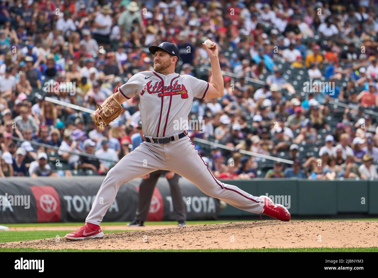June 5 2022: Atlanta pitcher Dylan Lee (52) throws a pitch during the ...