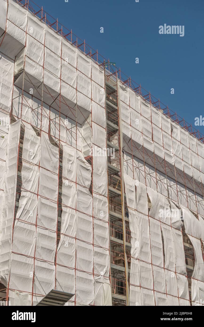 Safety scaffold for building maintenance Stock Photo - Alamy