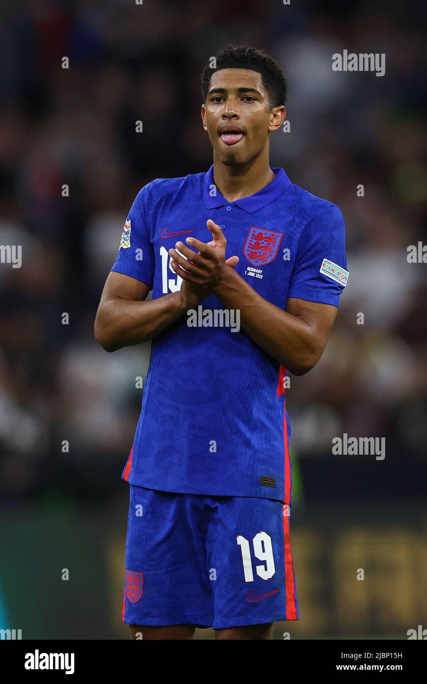 Jude bellingham england germany hi-res stock photography and images - Alamy