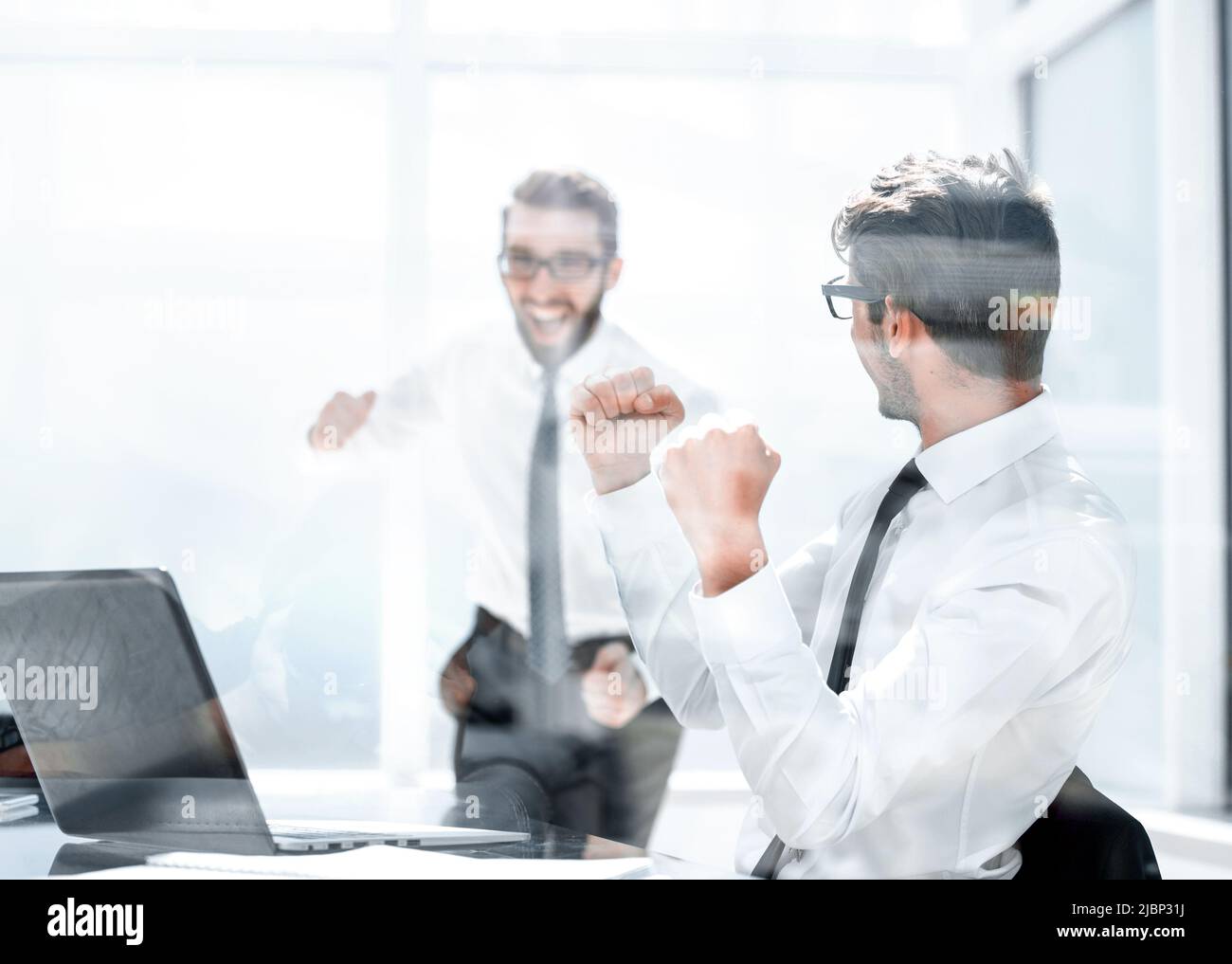 Winners good looking happy hi-res stock photography and images - Alamy