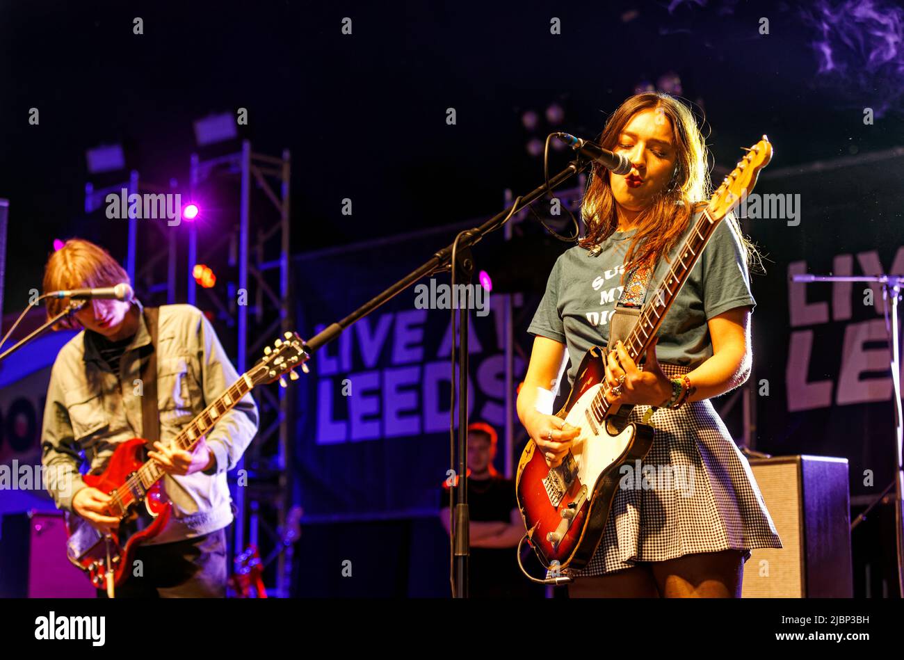 June 4, 2022: Lia Metcalffe of The Mysterines performing at Live At ...