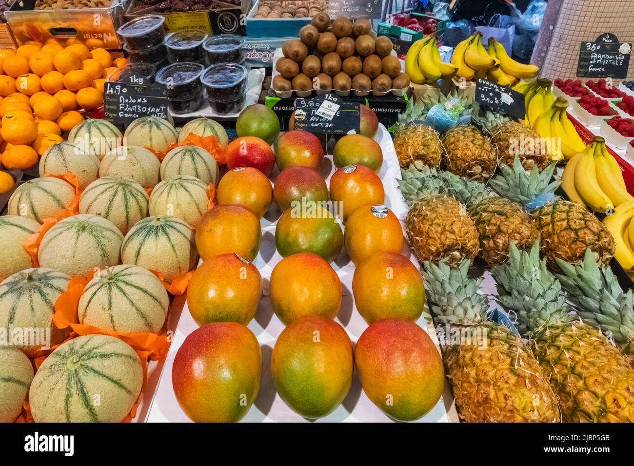 France, French Riviera, Cote d'Azur, Cannes, Forville Market, Fruit ...