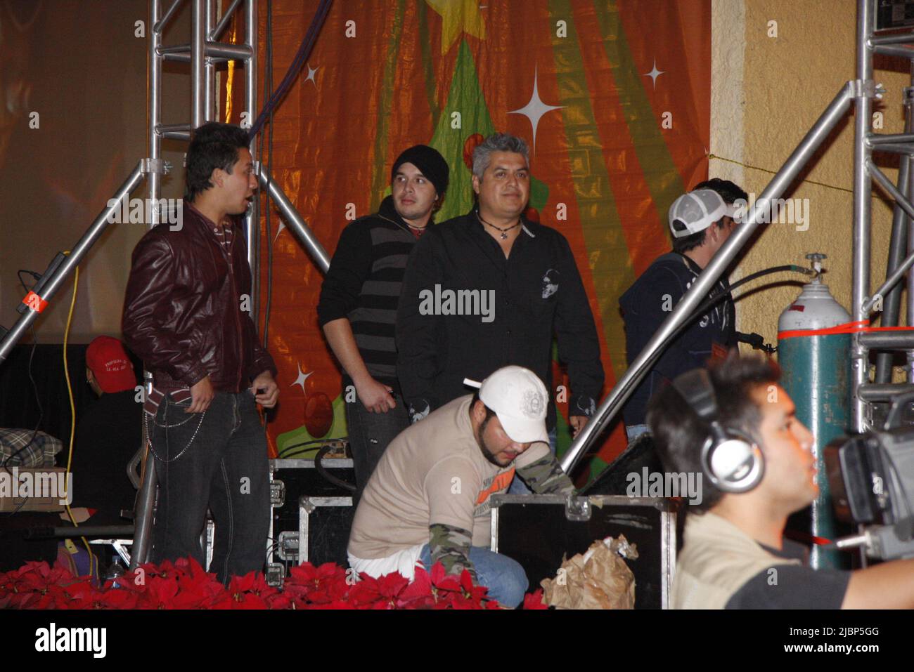 Genaro Gaxiola papa de Yuridia. Yahir y Yuridia en concierto en el ...