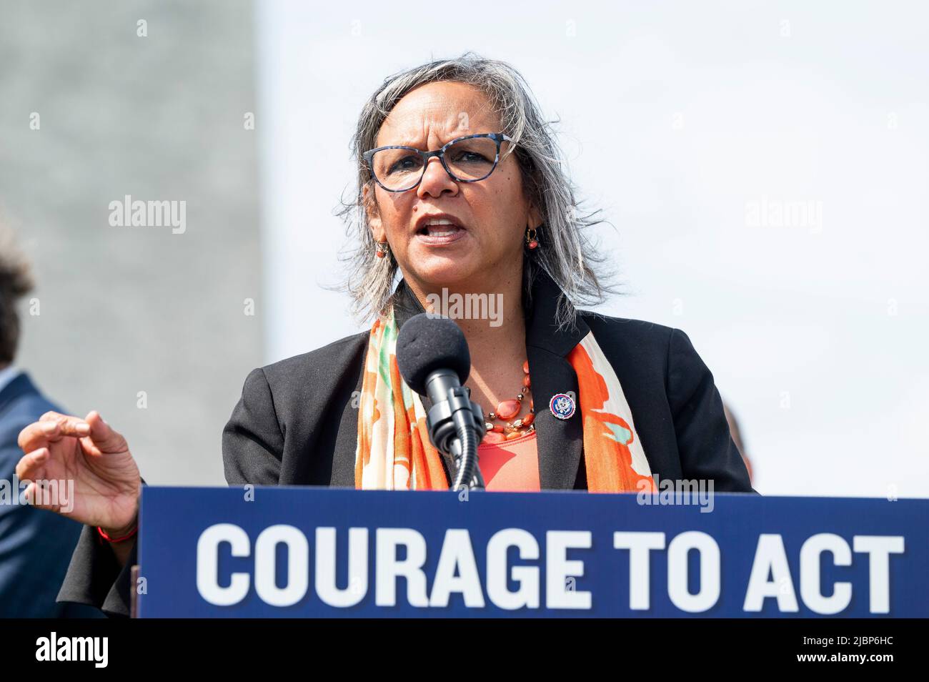 Robin kelly hi-res stock photography and images - Alamy