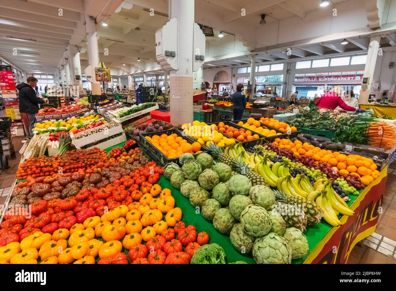 France, French Riviera, Cote d'Azur, Cannes, Forville Market, Market ...