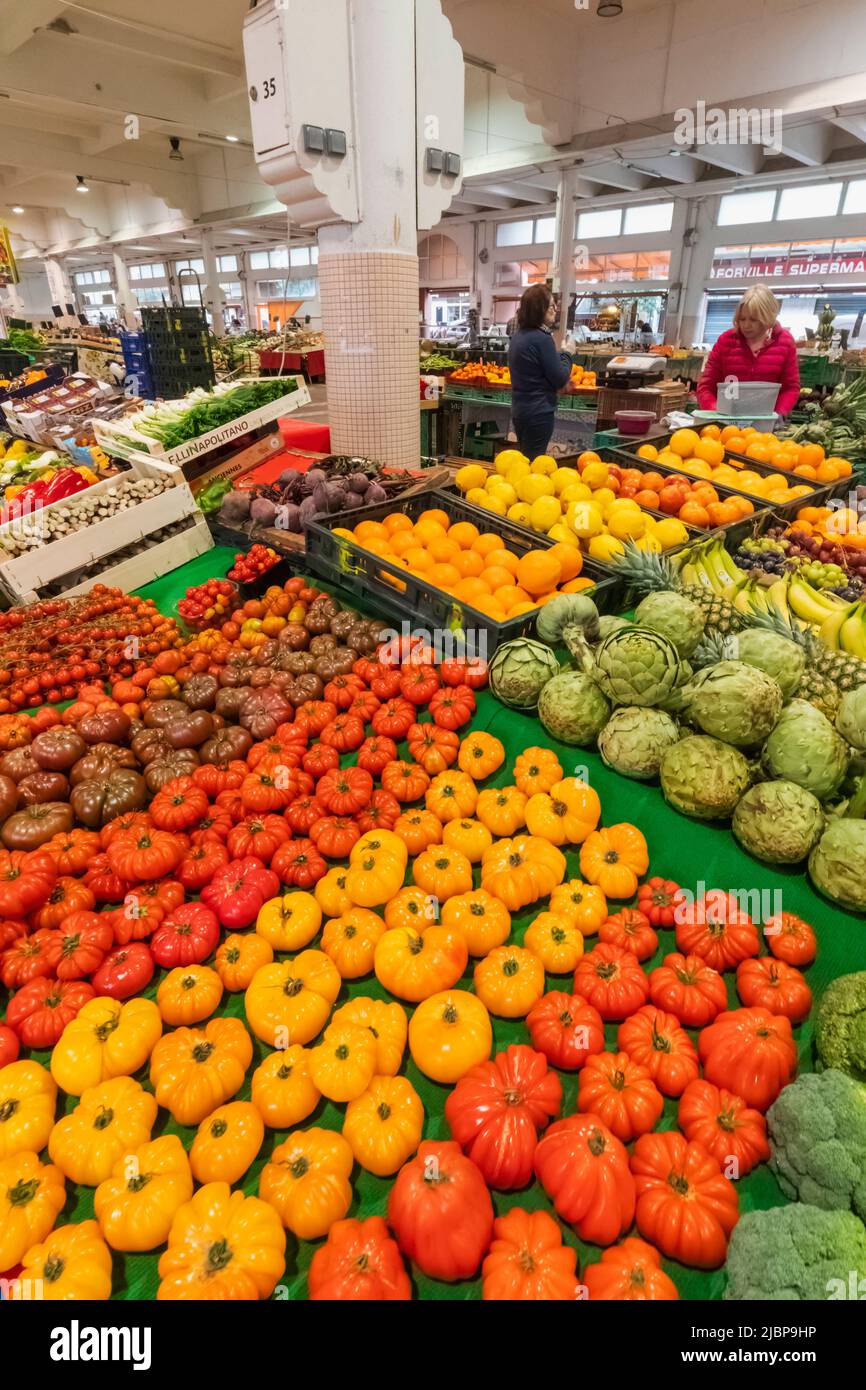 France, French Riviera, Cote d'Azur, Cannes, Forville Market, Market ...