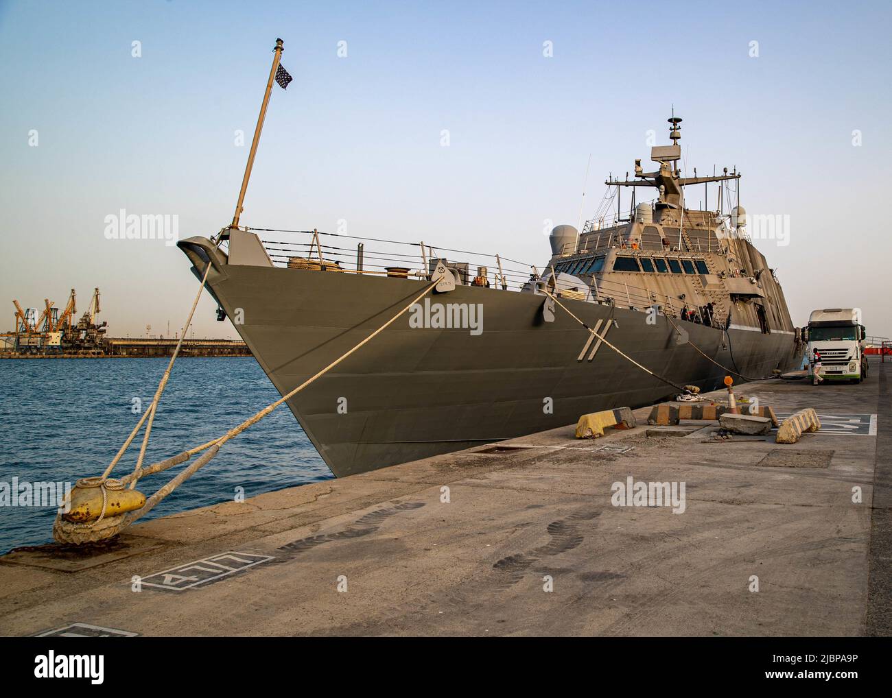 JEDDAH, Saudi Arabia (May 31, 2022) Littoral combat ship USS Sioux City ...