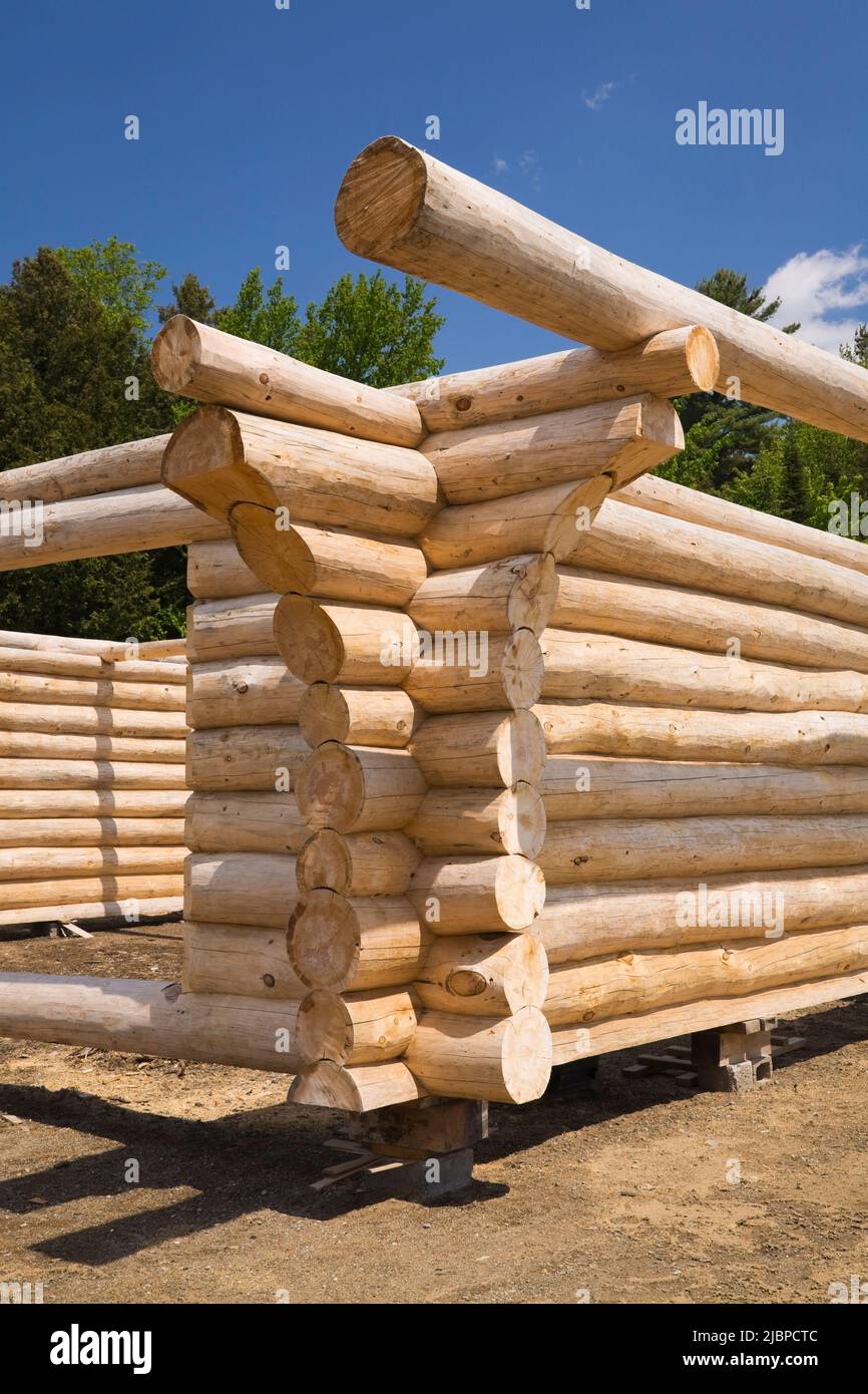 Hand built log cabin hi-res stock photography and images - Alamy