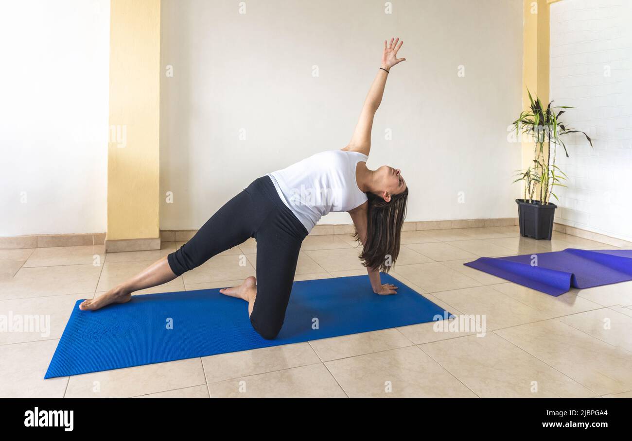 Asana mat hi-res stock photography and images - Alamy