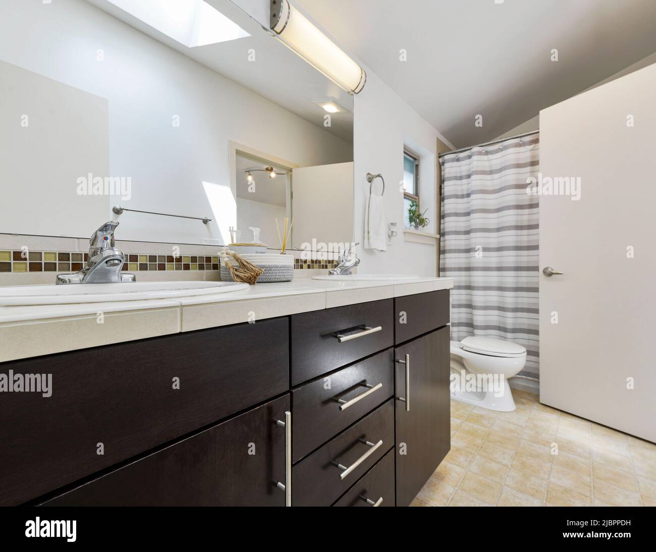 Design of modern bathroom hi-res stock photography and images - Alamy