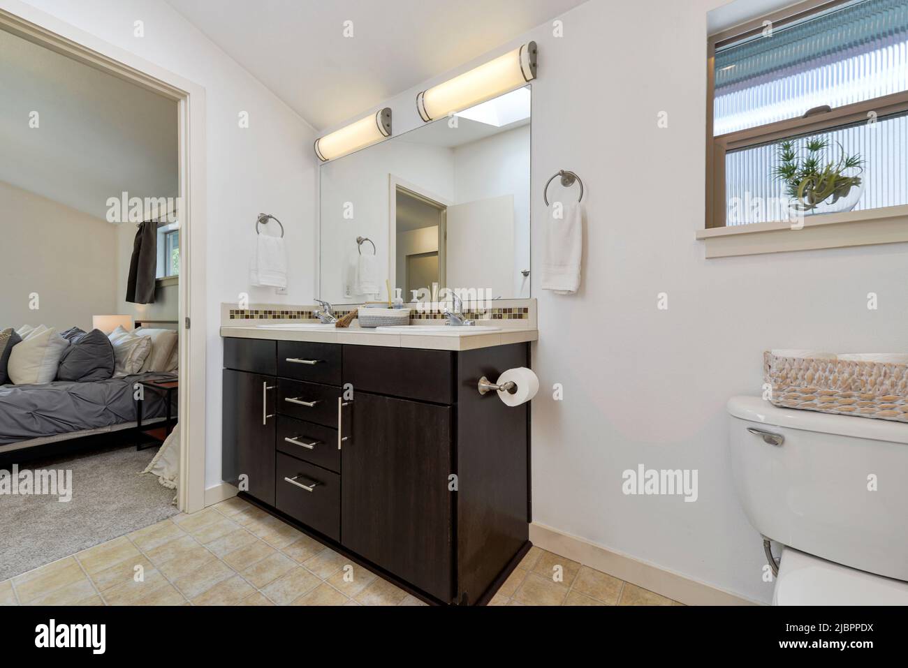 Design of modern bathroom hi-res stock photography and images - Alamy