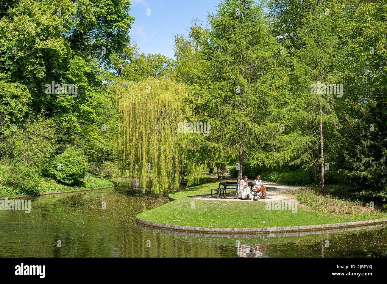 Spring in Frederiksberg Gardens in Copenhagen Stock Photo - Alamy