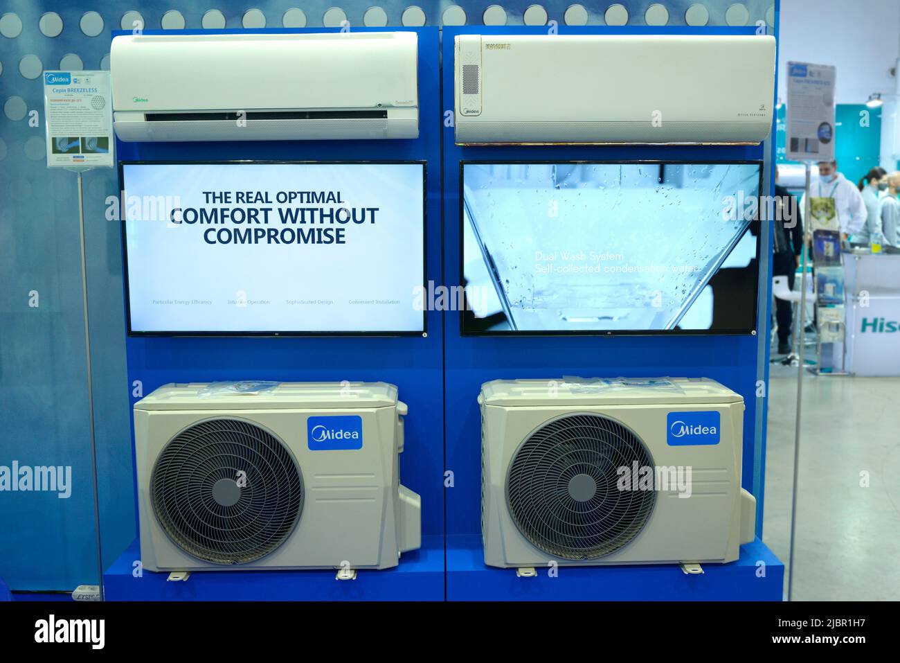 Midea heat pumps hi-res stock photography and images - Alamy