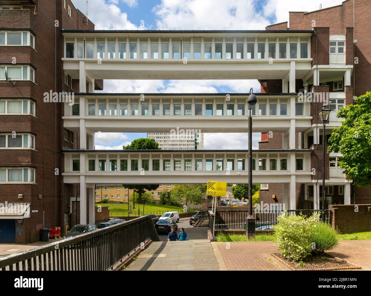 Raised walkways linking Bembridge House and Harmon House, Pepys Estate ...
