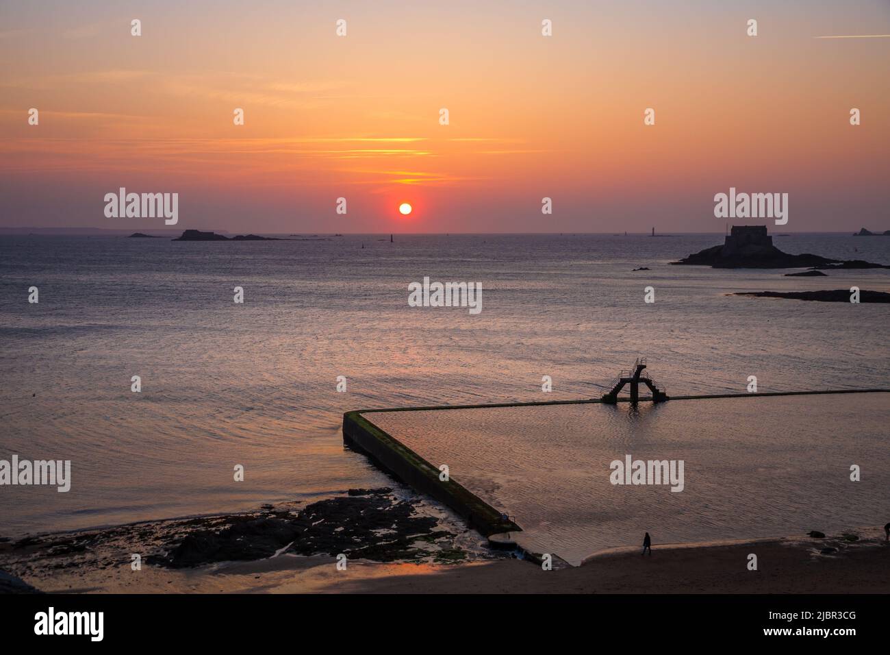 Saint-Malo natural swimming pool and diving at sunset, brittany, France ...