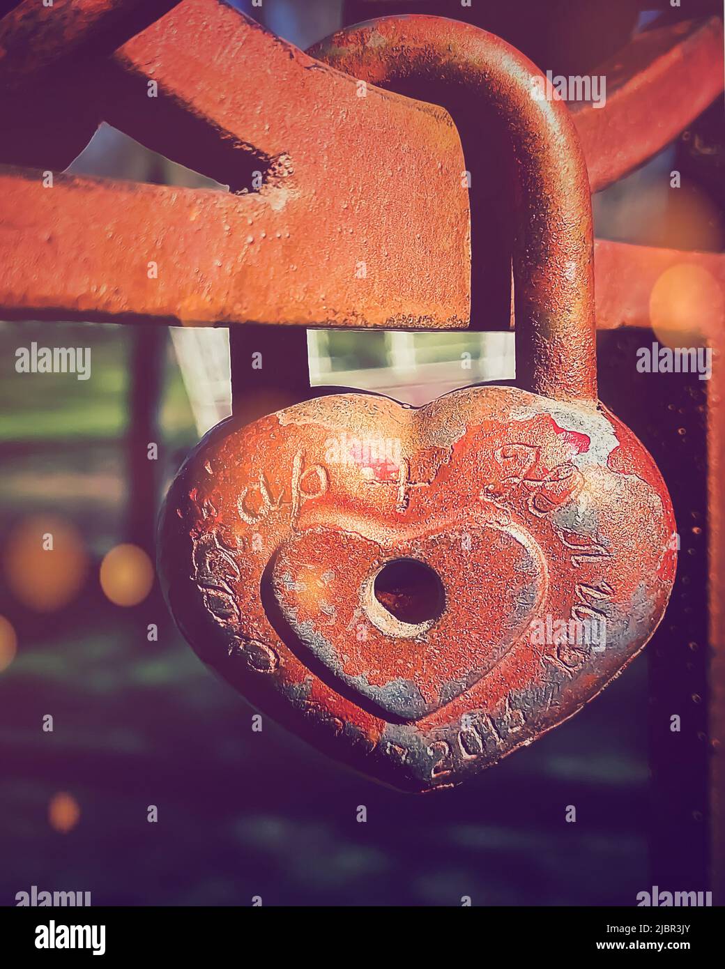 Heart lock design hi-res stock photography and images - Alamy