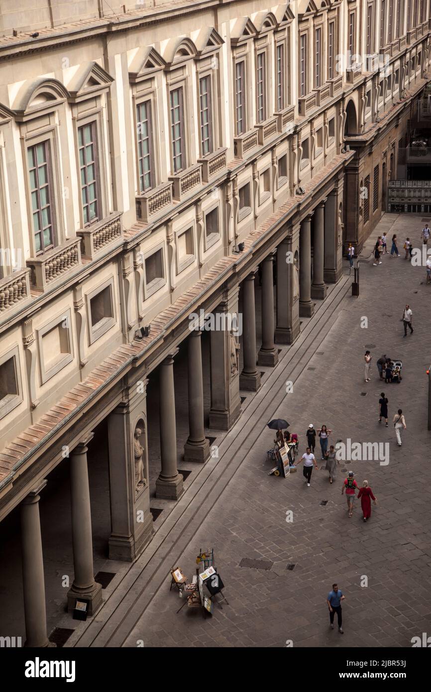 Italy, Tuscany, Florence, the Uffizi Gallery and square Stock Photo - Alamy